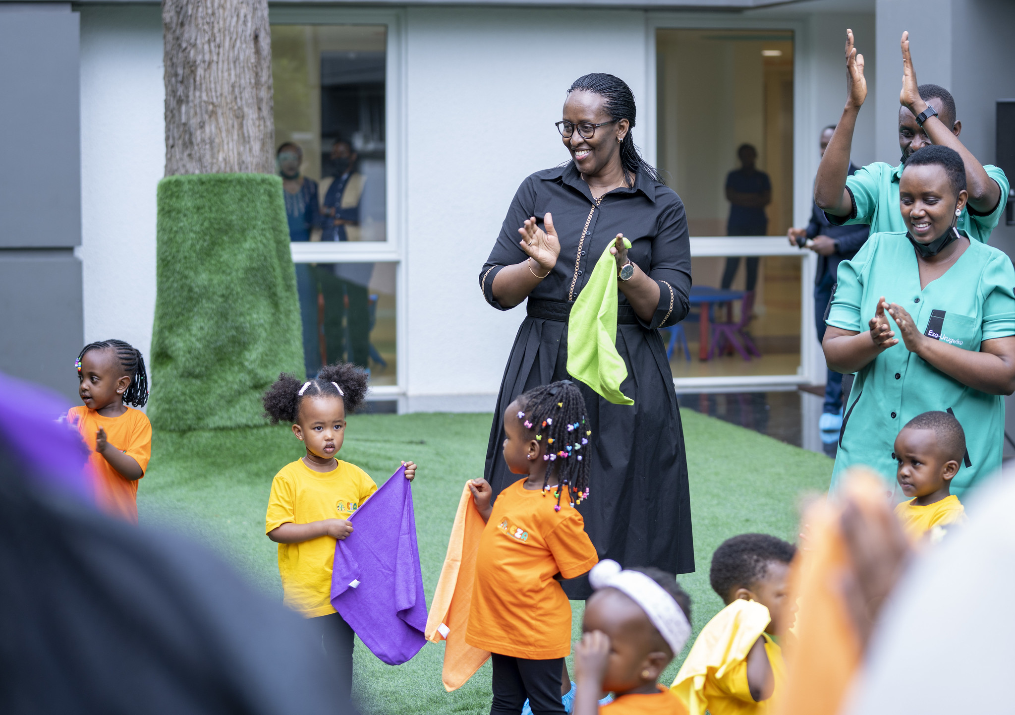 Muri Village Urugwiro hatangijwe irerero ririmo abarimo umwuzukuru wa ...