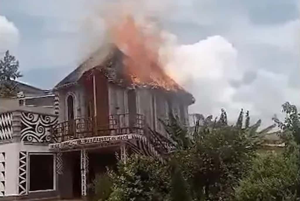 Inzu y’Umupfumu uzwi mu Rwanda yafashwe n’inkongi bitunguranye – RADIOTV10